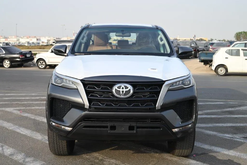 2025 Fortuner GXR Diesel 2.4L 4WD Automatic